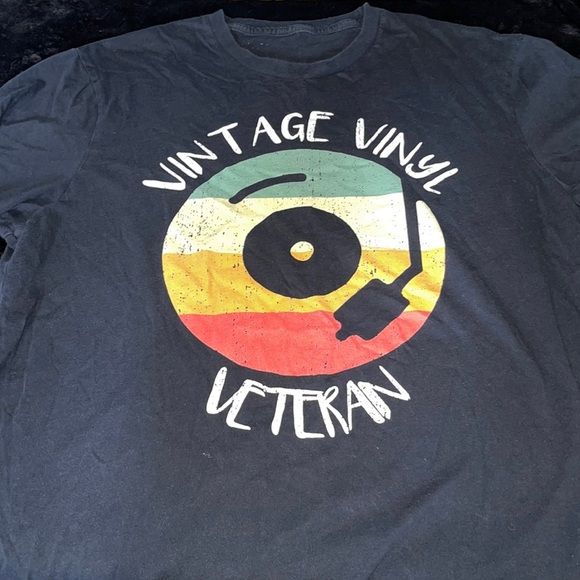 vintahe vinyl | Tops | Vintage Vinyl Veteran Short Sleeve Shirt L ...